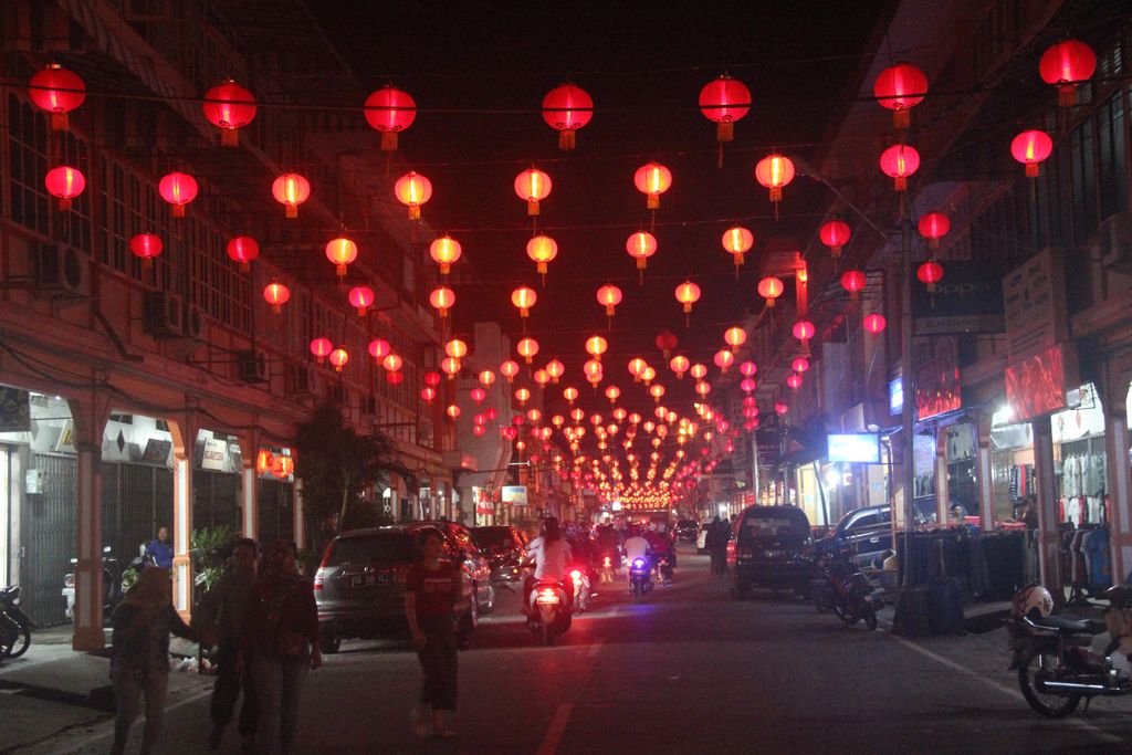 Jelang Imlek, Ribuan Lampion Hiasi Kota Singkawang – Infokalimantan.com Jelang Imlek, Ribuan Lampion Hiasi Kota Singkawang – Infokalimantan.com
